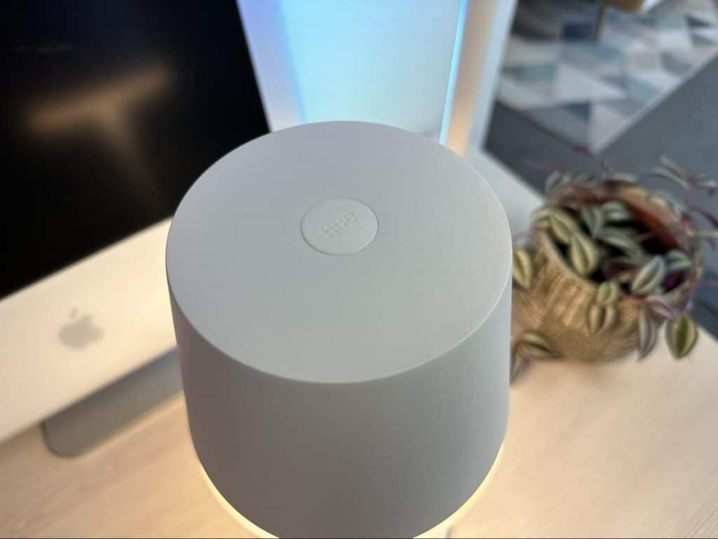 Unboxing the new Philips Hue Go portable table lamp - Hueblog.com