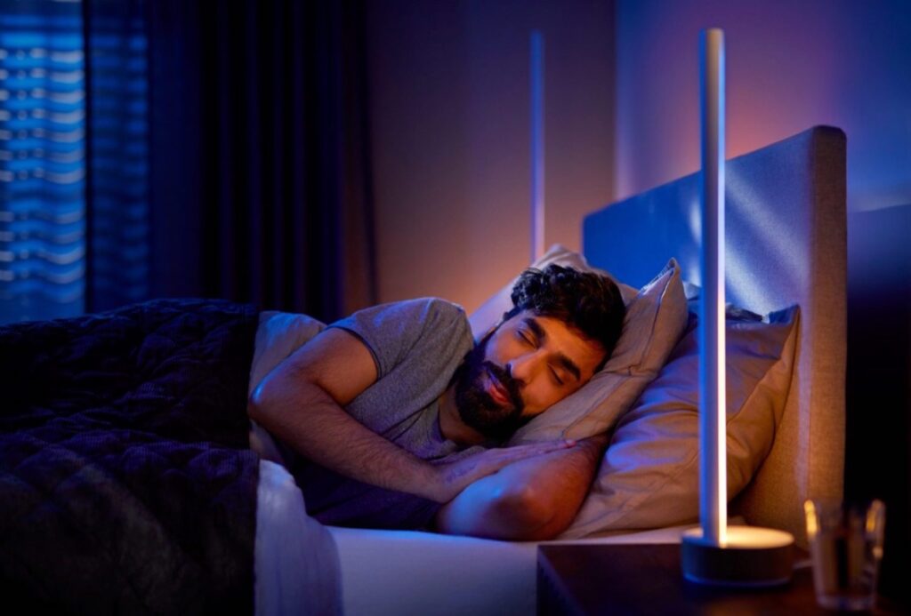 Philips Hue on the bedside table: Not yet a perfect solution - Hueblog.com